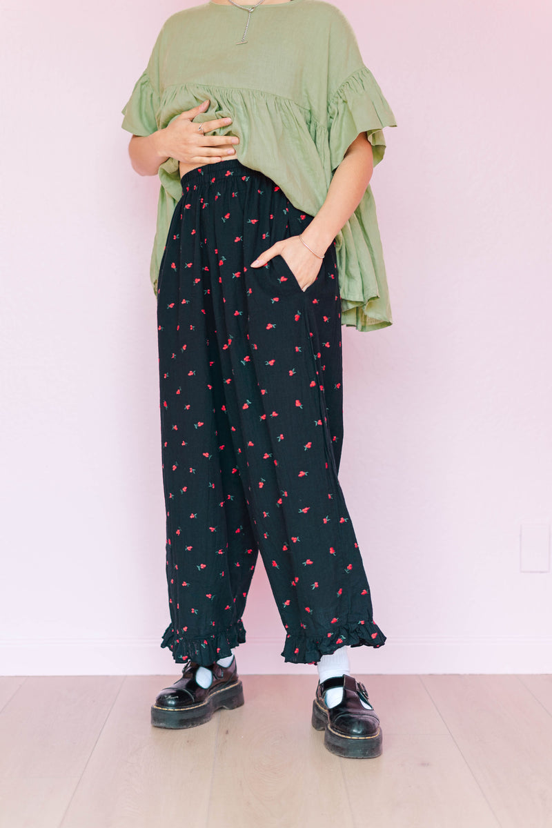 Ruffle Pants in Black Cherry Cotton – Nettle Studios